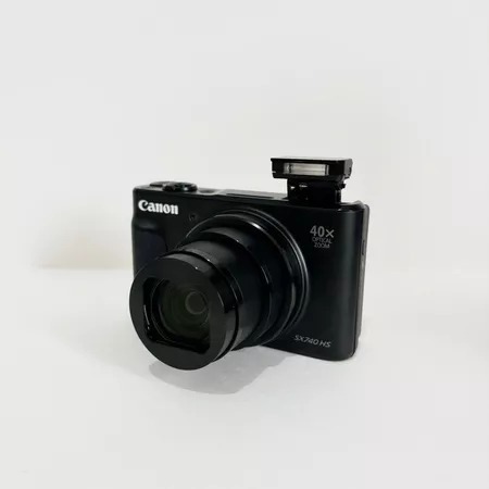 Payday Sale! Canon Powershot SX740 HS (Black) complete accessories ...