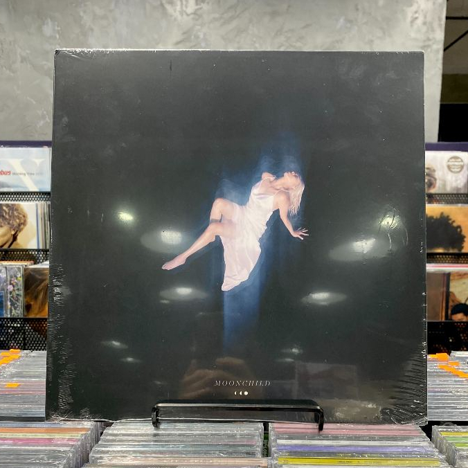 NIKI Moonchild Vinyl (EXC, Cream, 1LP) | Shopee Philippines