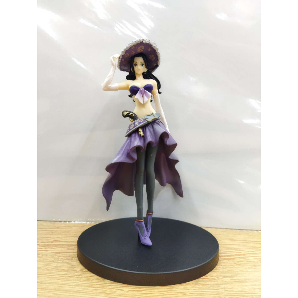 FIGURE ONEPIECE NICO ROBIN | Shopee Philippines
