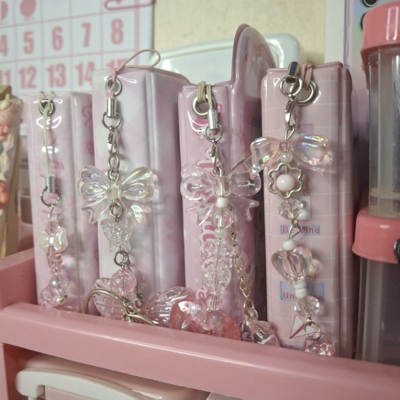 [PRE LOVED] Cute Keychains (by itzxluna) | Shopee Philippines
