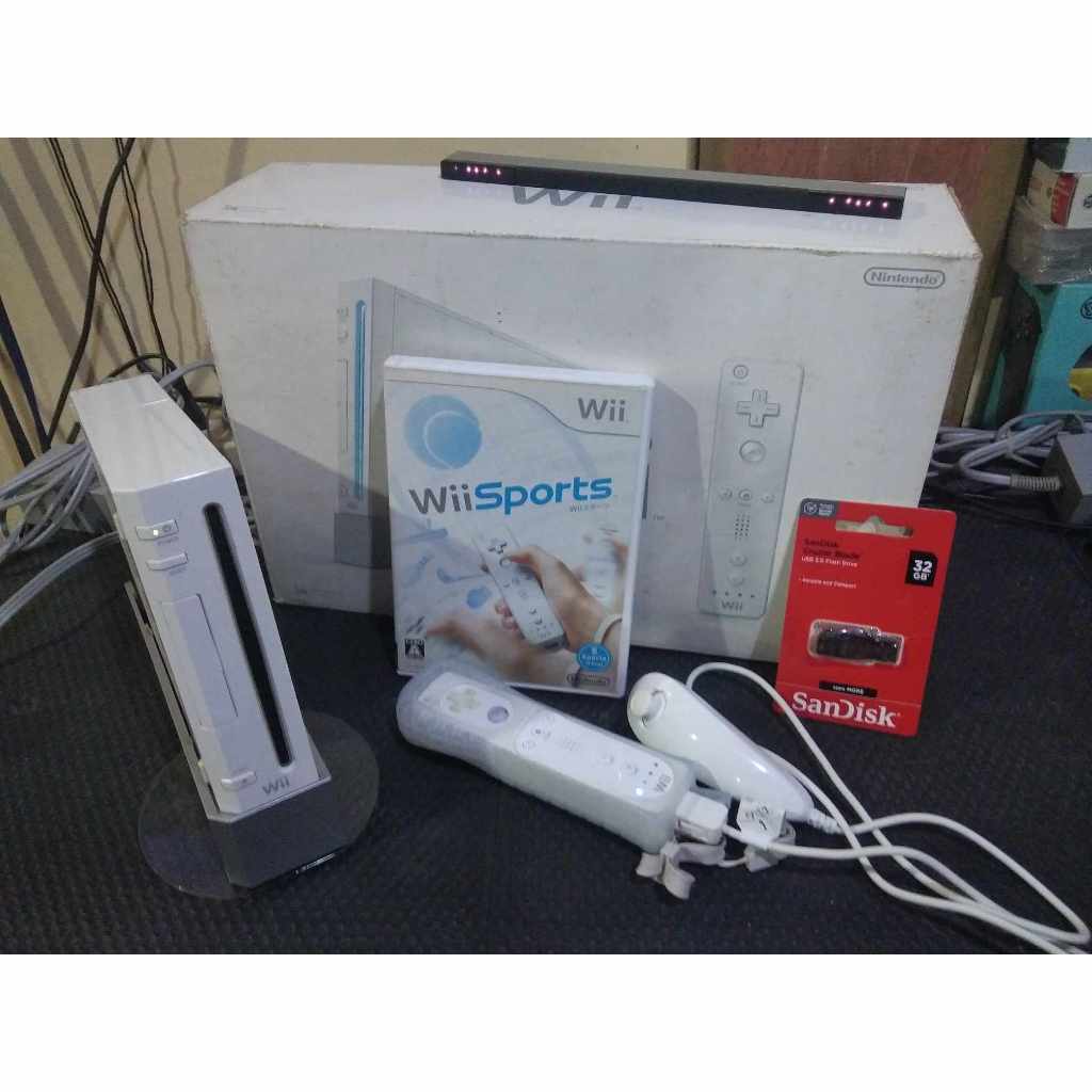 Nintendo Wii Console (Complete in Box w/ 8 Games Installed) | Shopee ...