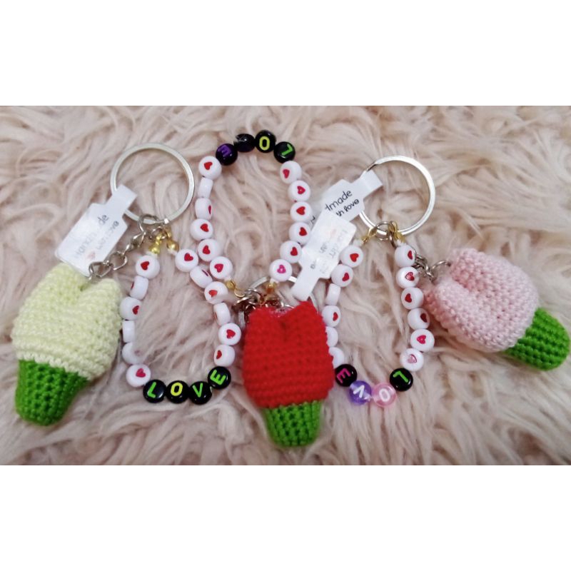 Mitch tulip with LOVE beads crochet keychain | Shopee Philippines