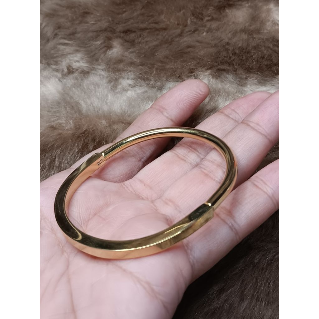 Lock Bangle High Quality non tarnish stainless steel hypoallergenic ...