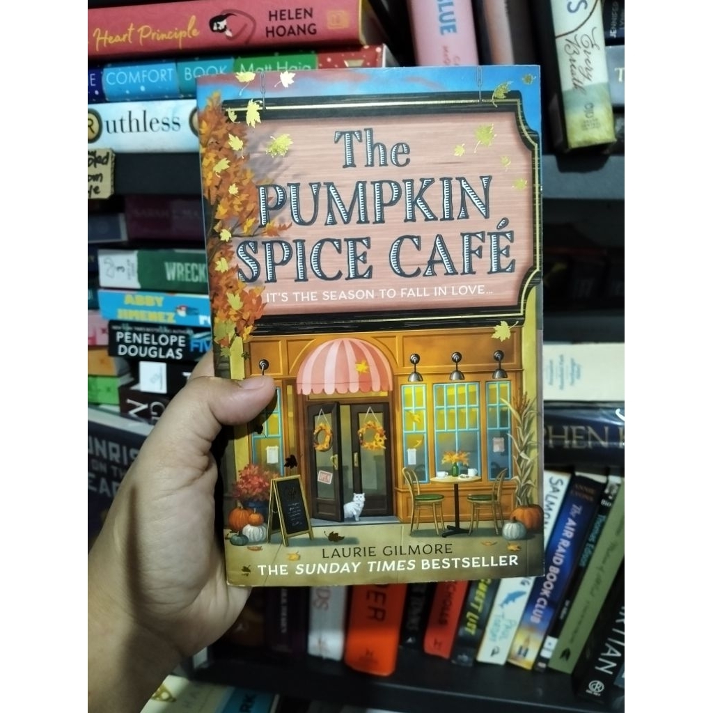 The Pumpkin Spice Cafe by Laurie Gilmore (BN-UK COPY) | Shopee Philippines