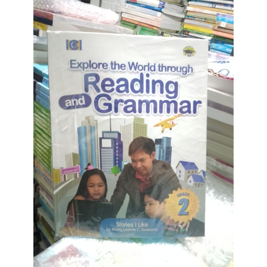 EXPLORE THE WORLD THROUGH READING AND GRAMMAR grade 2 (slightly use ...