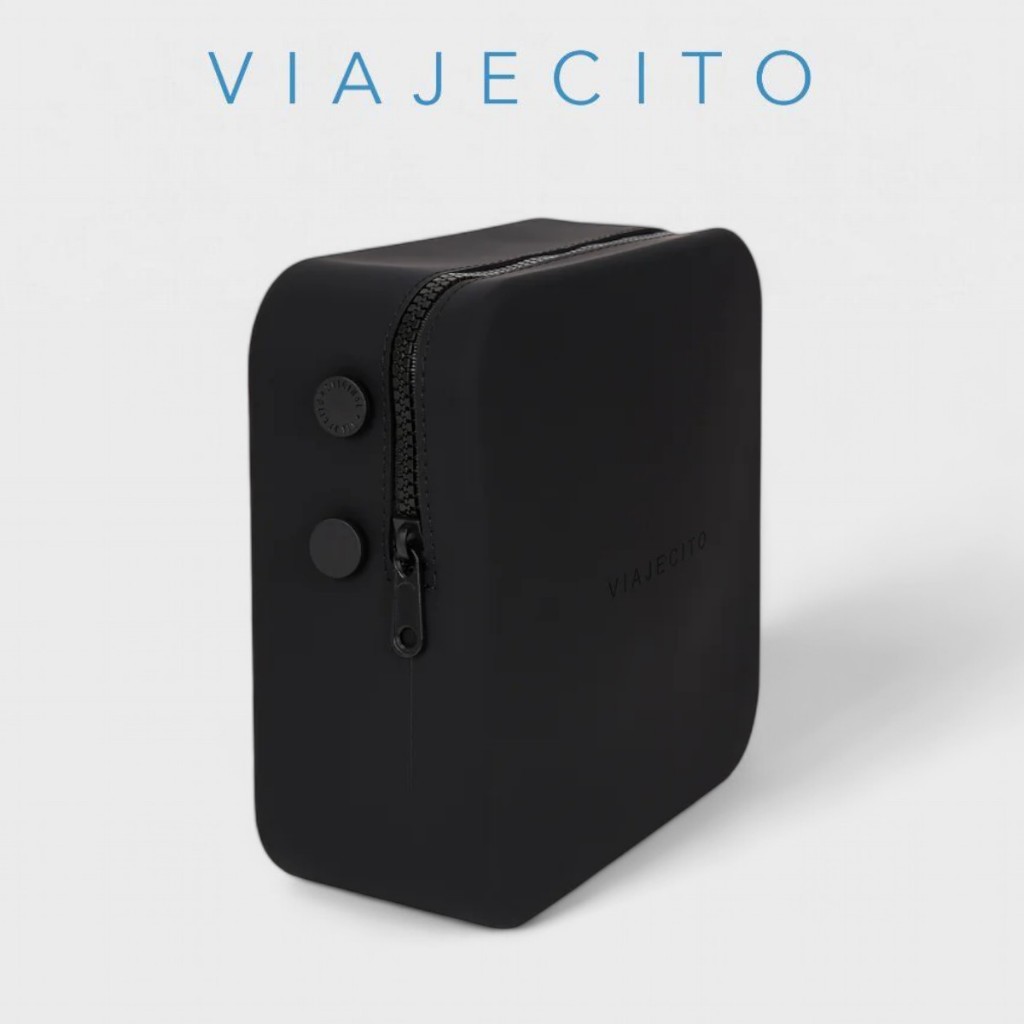 Viajecito Body XL in Black Body | Silicone Water-proof Shoulder Bags ...