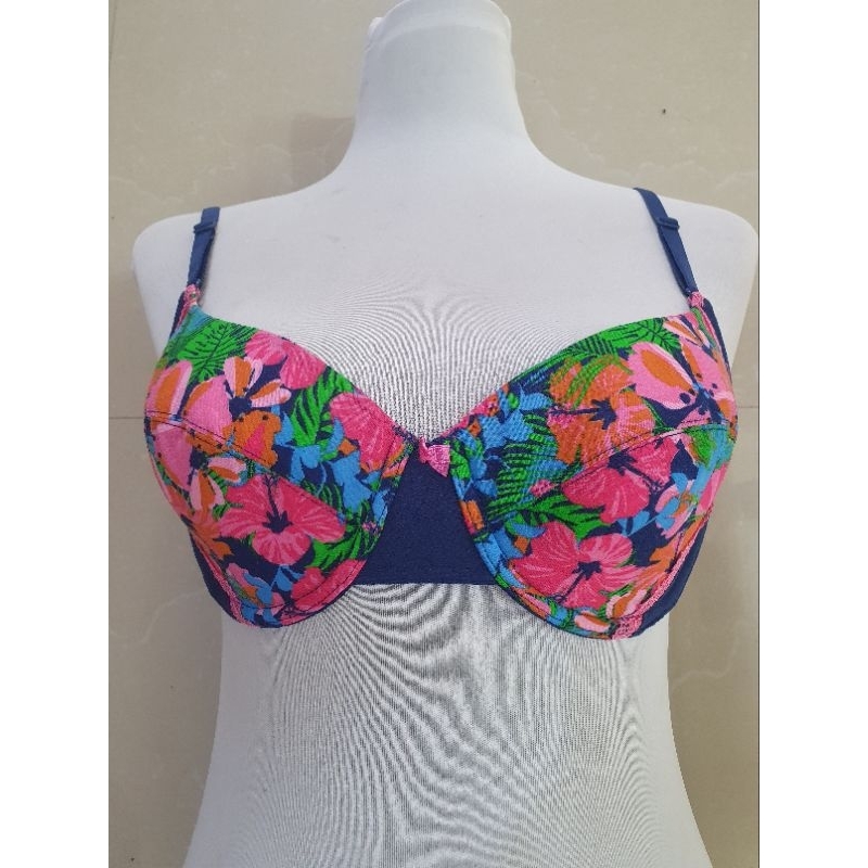 Avon Victoria Underwire Bra – Elegant Support and Comfort for a ...