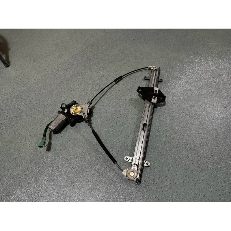 Honda CRV Gen 2-2.5 Front Right Power Window Motor Assembly | Shopee ...