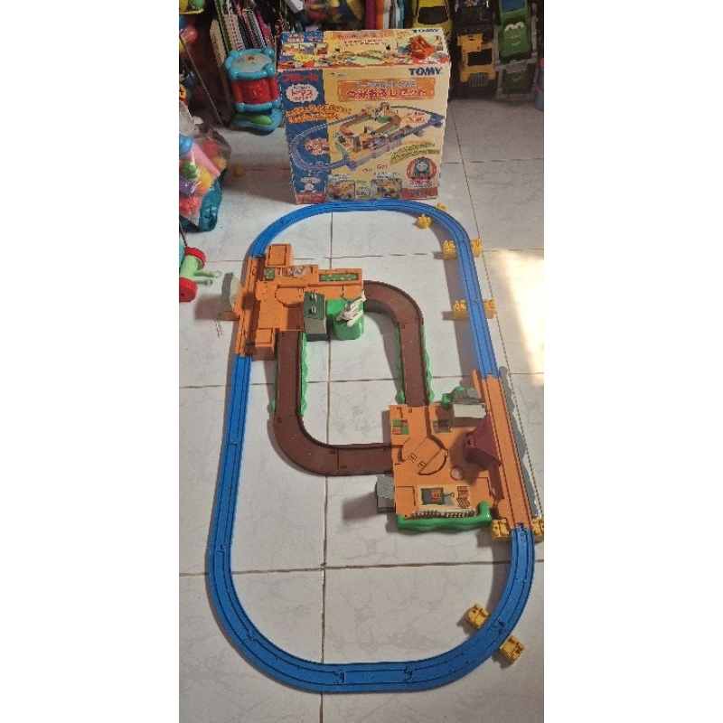 Thomas and Friends Tomy Tracks | Shopee Philippines