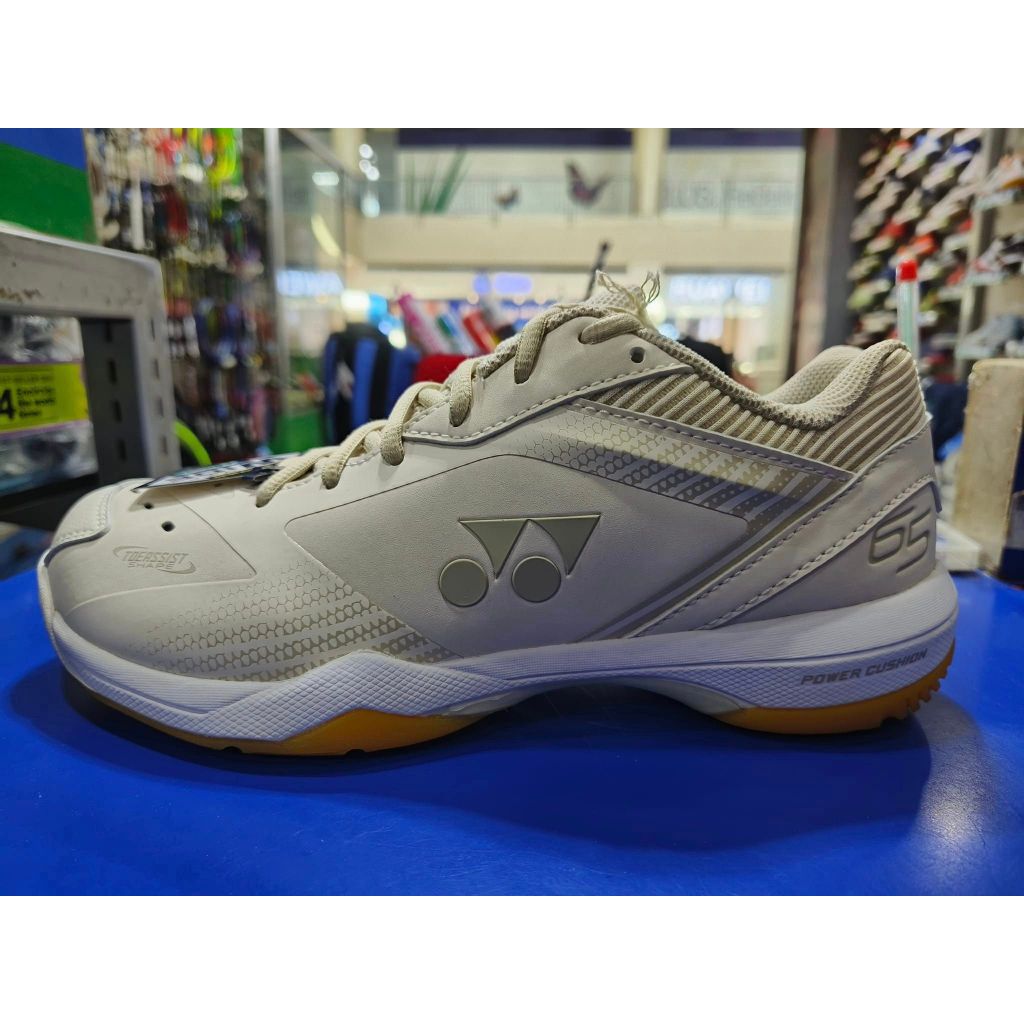 SHB 65Z 3 CWE NATURAL (BADMINTON SHOES) | Shopee Philippines