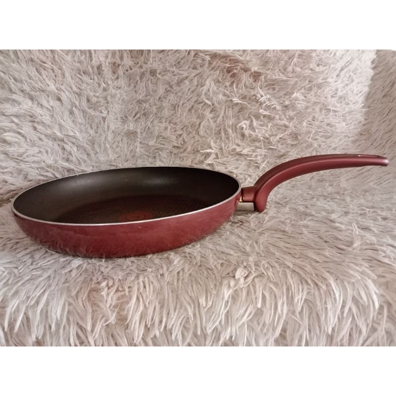Surplus Nonstick frying pan Tefal France 29cm | Shopee Philippines