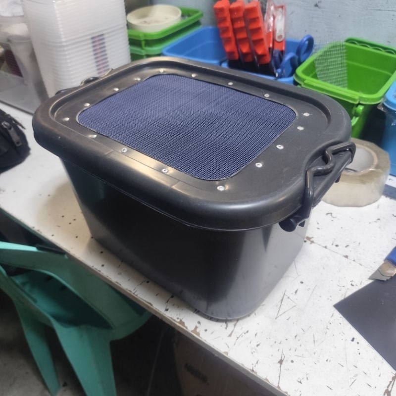 11L Small Colony Pet Roach Bin Enclosure Black Color | Shopee Philippines