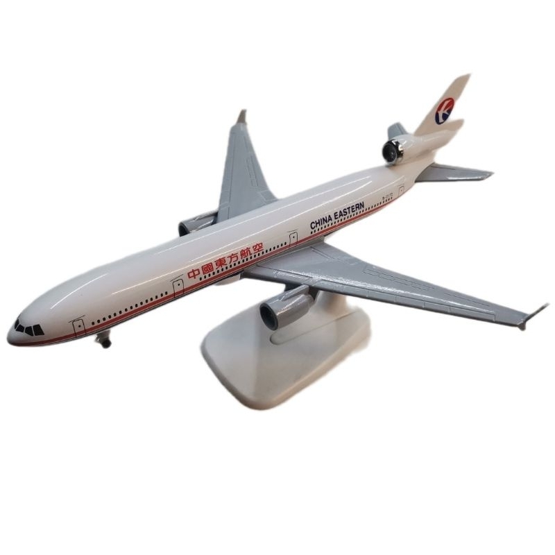 8 inches China Eastern MD-11 Diecast Airplanes Collectibles with ...