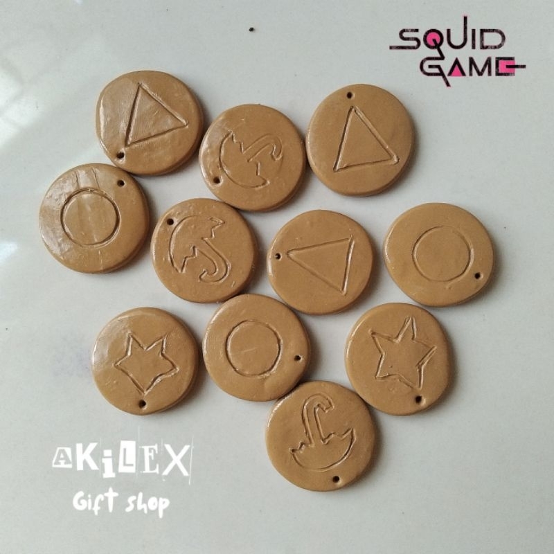 SQUID GAME DALGONA CLAY KEYCHAIN (HANDMADE) || AKILEX GIFT SHOP ...