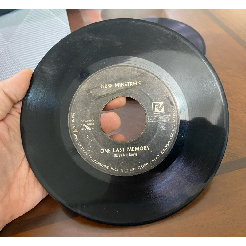 The New Minstrels - One Last Memory / If You Can Be In Love - Original ...