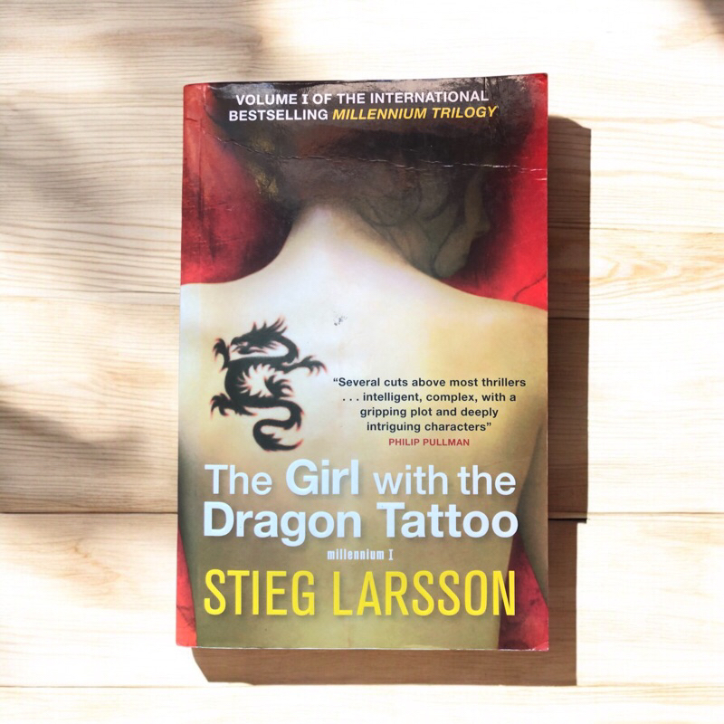 ️THE GIRL WITH THE DRAGON TATTOO by Stieg Larsson ️ Pre loved ...