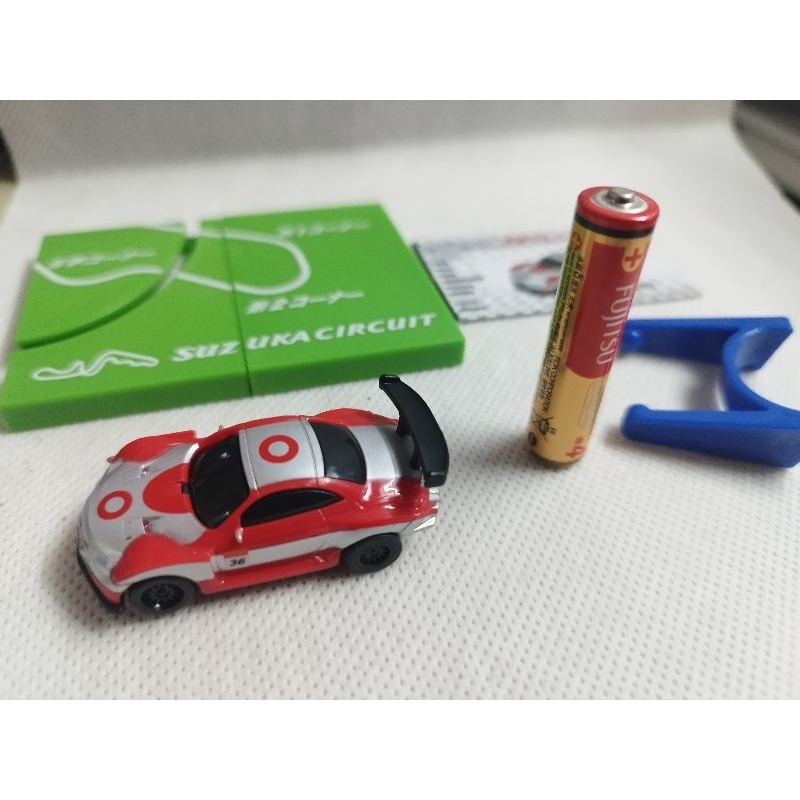 CAR AND TRACK RED ORIGINAL JAPANESE GASHAPON / GACHAPON IMPORTED FROM ...