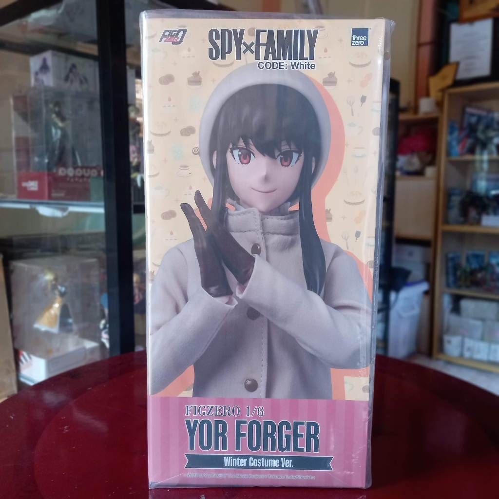 ThreeZero FigZero ~Spy x Family Code: White~ 1/6 scale Yor Forger Winter Costume ver. figure ...
