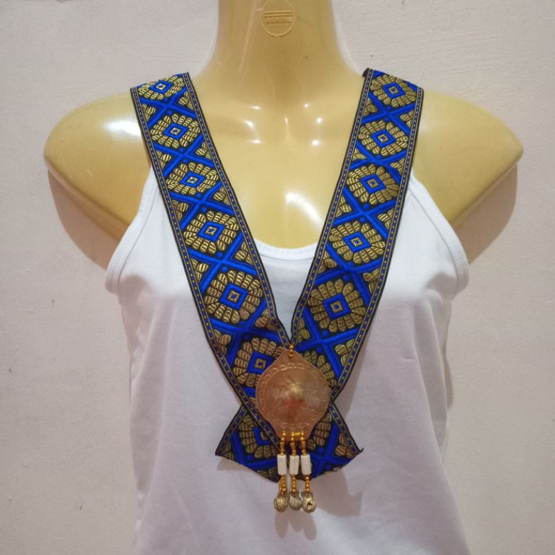 Welcome lei garland with brass gong Ethnic garland awarding graduation ...