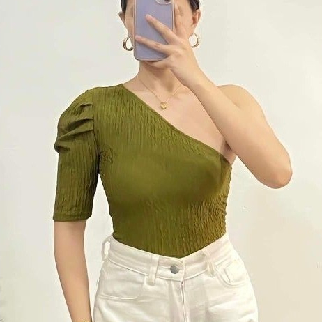 Chenee One Side Puffed Sleeves Top // Jjems Clothing | Shopee Philippines