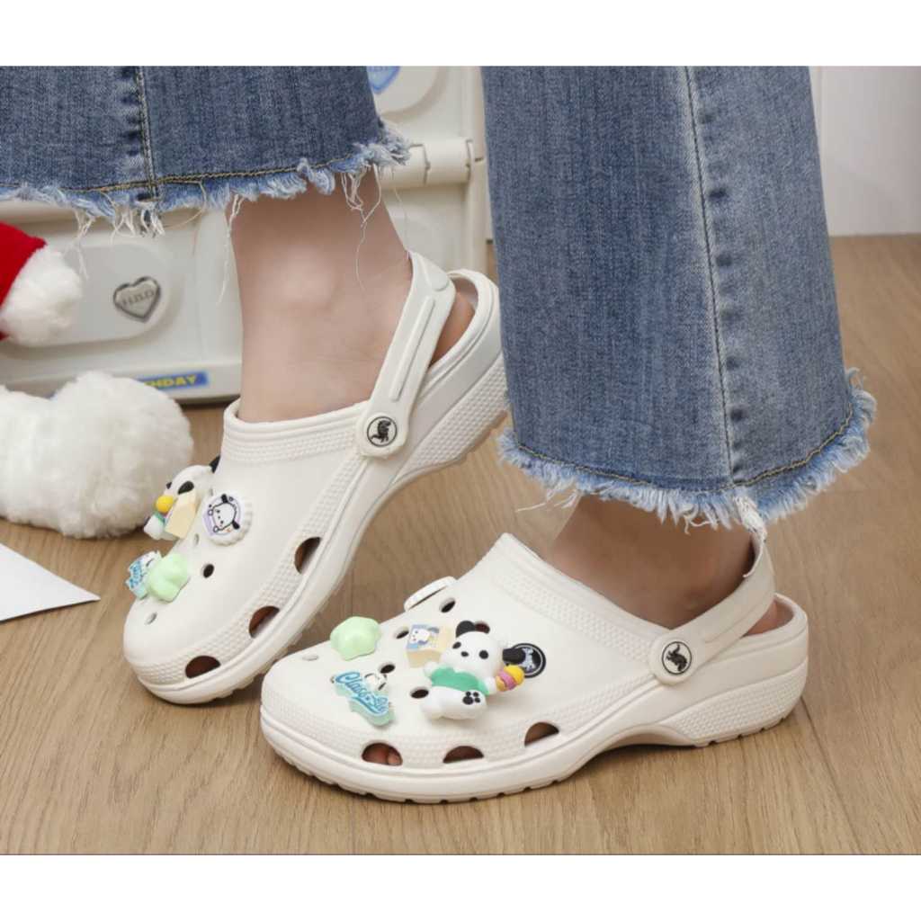 Crocs Sandals Clogs Slippers For Women Girls with Jibbitz Different ...