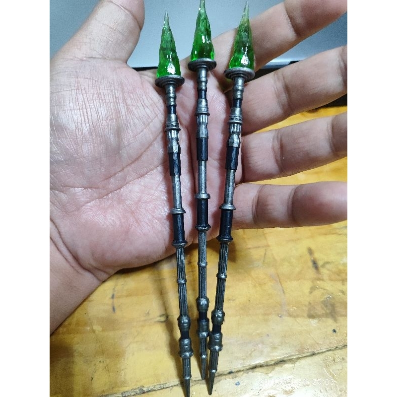 3D printed resin Kryptonite Spear for Armored Batman Mcfarlane DC ...