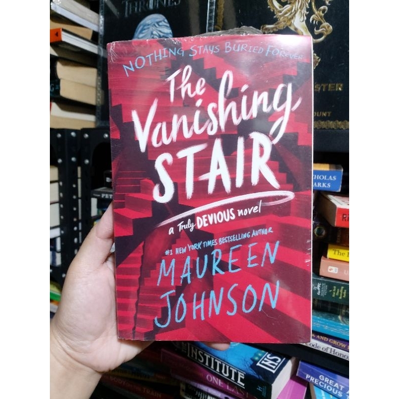 Truly Devious #2 - The Vanishing Stair by Maureen Johnson [PB ...
