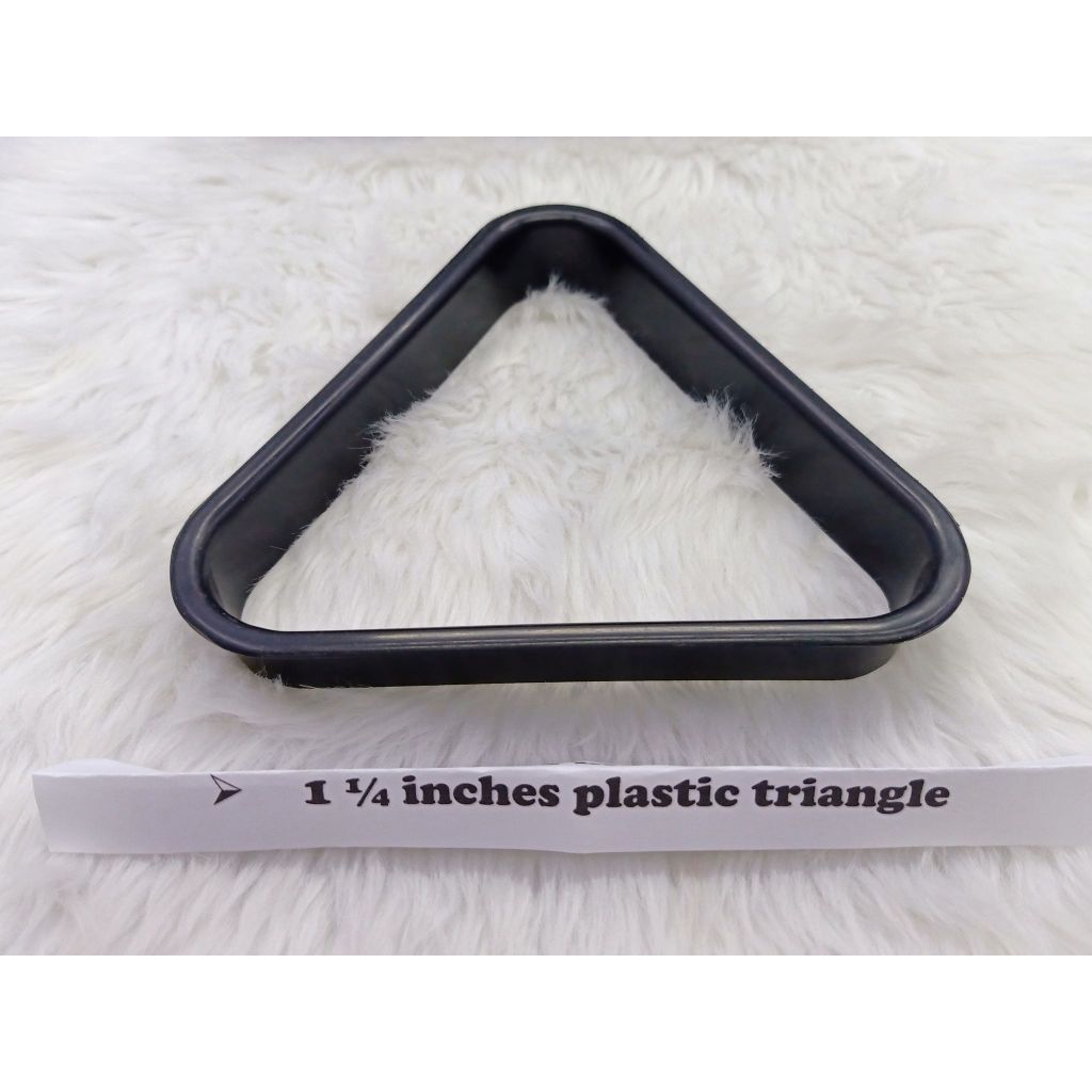 2pcs Plastic triangle ( size 1 1/4) gamit pang set sa bola ng bilyaran ...