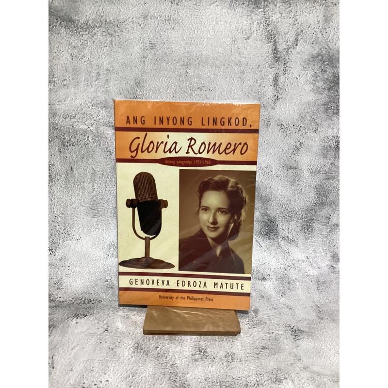 Ang inyong lingkod, Gloria Romero UP PRESS | Shopee Philippines