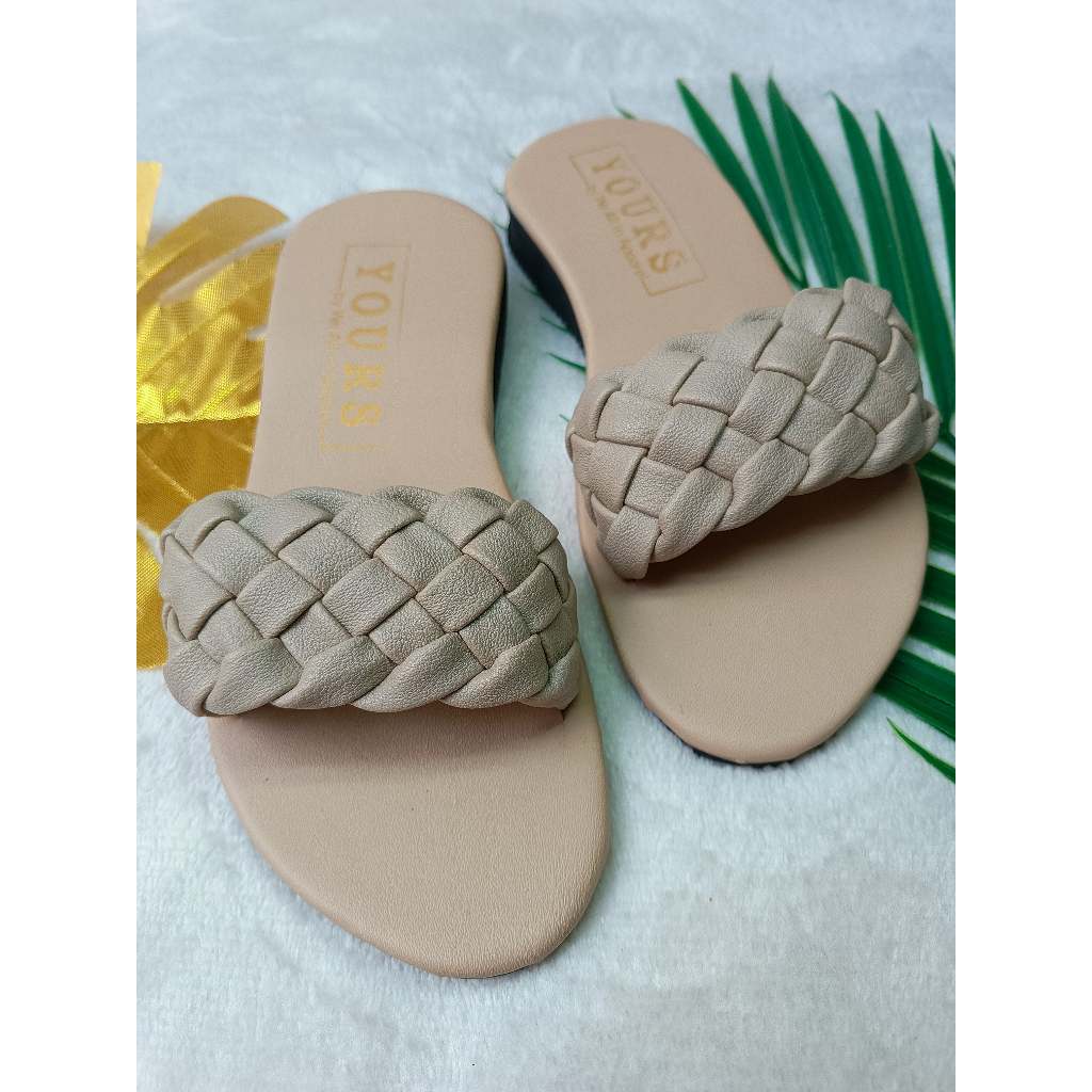 YOURS Braided Full-Strap Slippers for Kids/Teens (ASHLEY) | Shopee ...