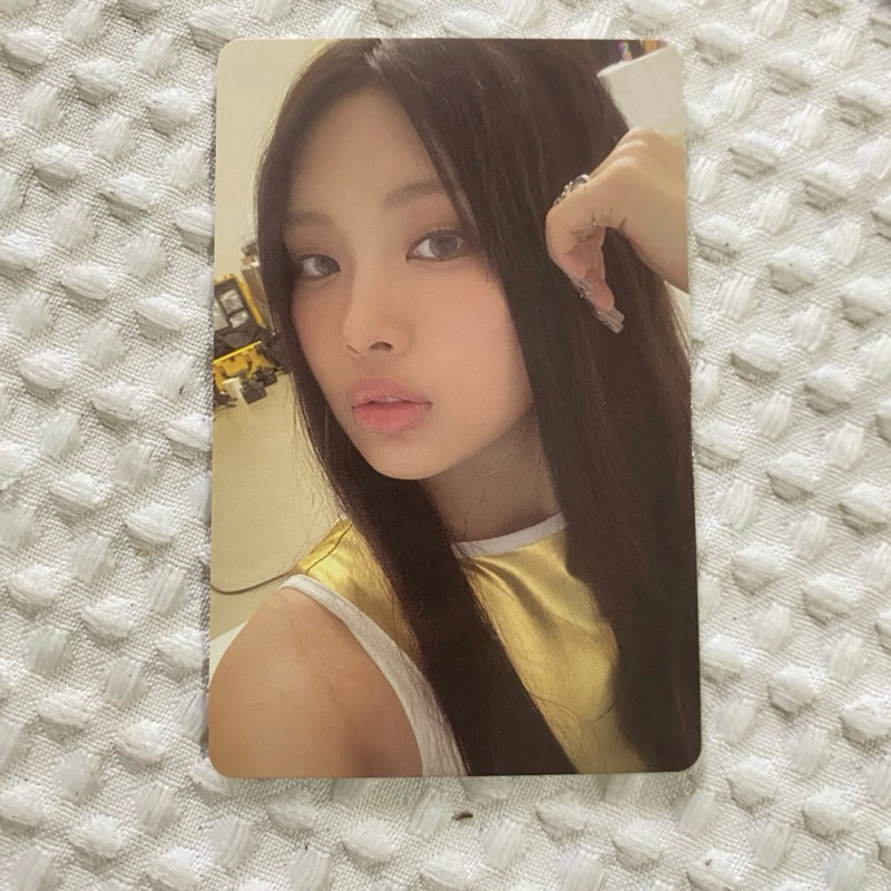 New Jeans Hyein Get Up [Weverse] Photocard | Shopee Philippines