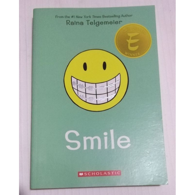 Raina Telgemeier. SMILE. With Free FOCUS notepad | Shopee Philippines