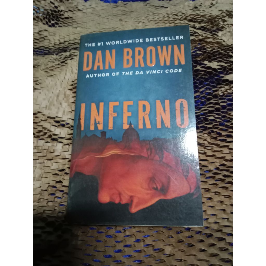 DAN BROWN :INFERNO (WITH MINOR FOXING SIDE PAGES) | Shopee Philippines