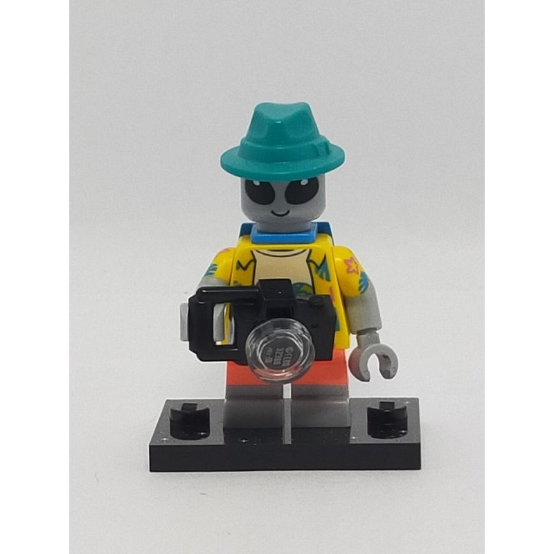 Authentic LEGO Toy Alien Tourist (Series 26) Mini Figure | Shopee ...