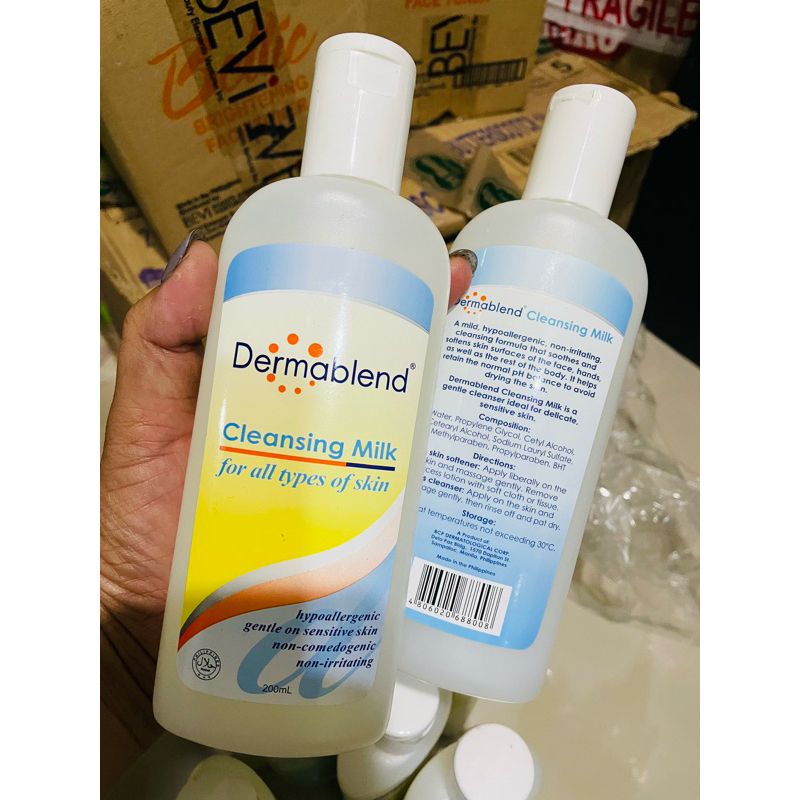 Dermablend cleansung milk dor all types of skin (200ml) | Shopee ...