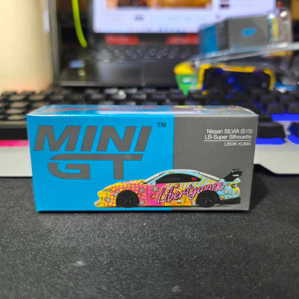 Mini GT #743 Nissan Silvia (S15) LB-Super Silhouette (LBWK KUMA RHD ...
