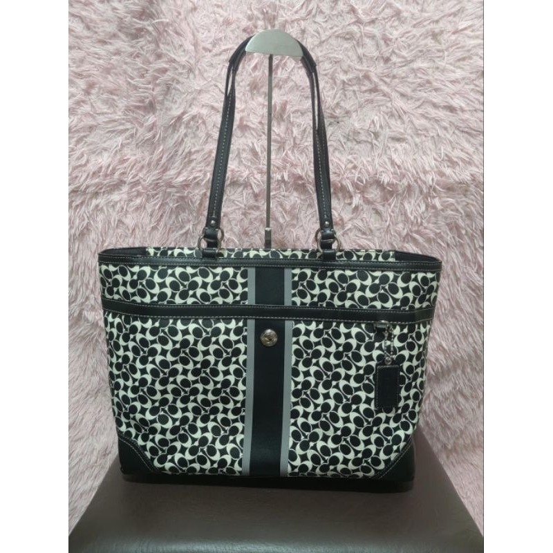 ORIGINAL Preloved Coach Mommy bag with strap | Shopee Philippines