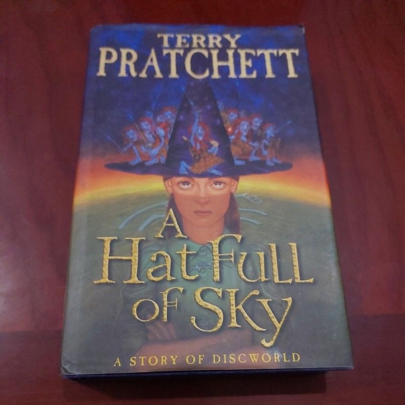 A Hat Full of Sky | Terry Pratchett | Hardbound | Shopee Philippines