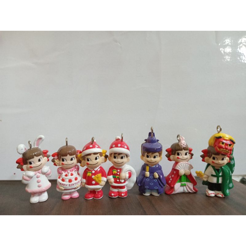 Fujiya Peko chan key chain figure 7 pieces bundle preloved | Shopee ...