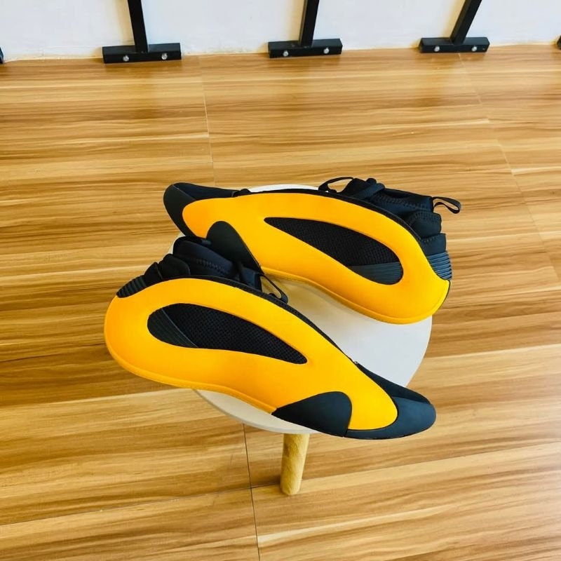 HARDEN VOL 8 CREW YELLOW | Shopee Philippines