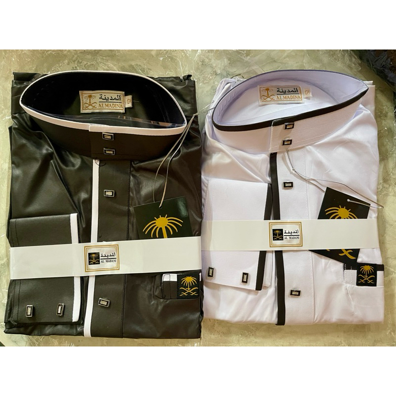 ALMADINA WHITE AND BLACK THOBE GAMIS PRAYER ATTIRE FOR ADULT MEN ...