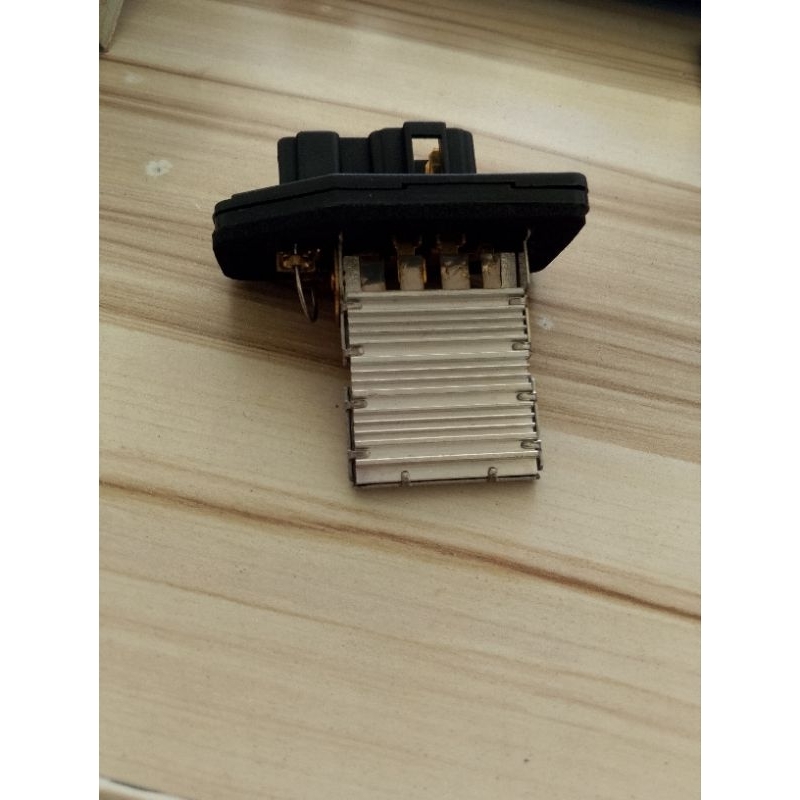 Resistor Block Ford Ranger / Ford Everest Old model | Shopee Philippines