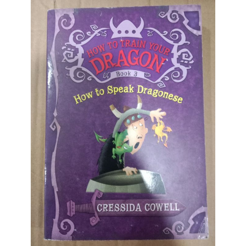 HOW TO TRAIN YOUR DRAGON HOW TO SPEAK DRAGONESE BOOK3 (MINOR FOXING ...