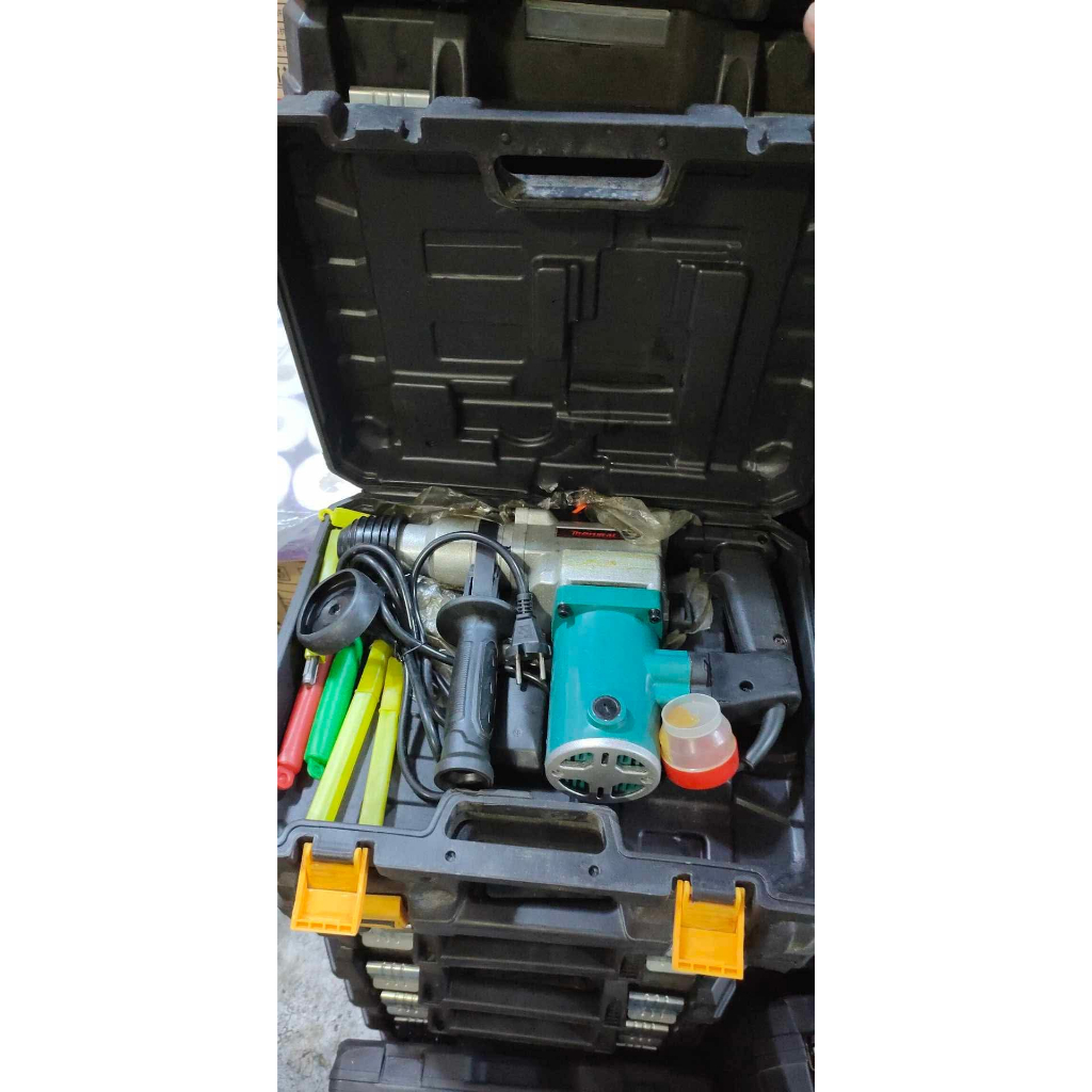 Makita 0810 Demolition Hammer / Chipping Gun (900W) | Shopee Philippines