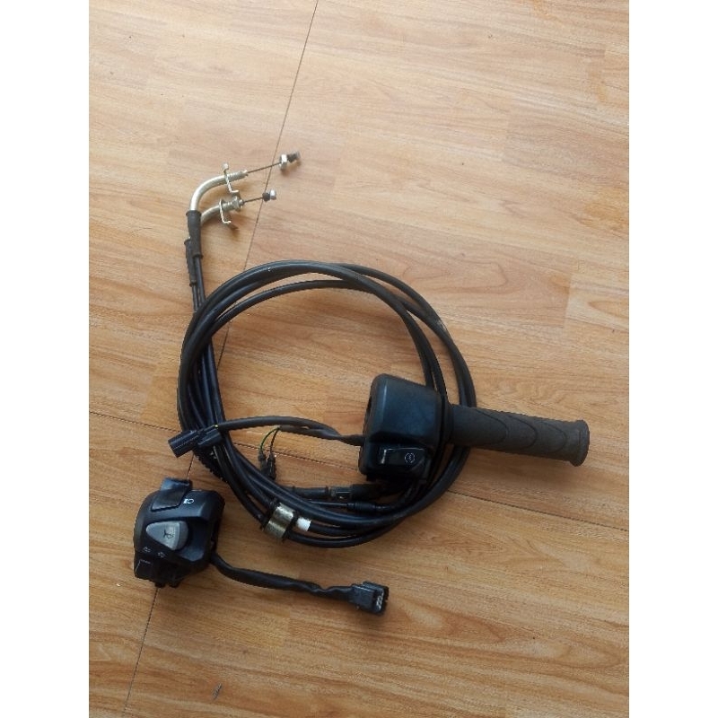 switch left and right with throttle and cable click 125 surplus orig ...