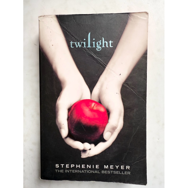 Twilight by Stephenie Meyer | Shopee Philippines