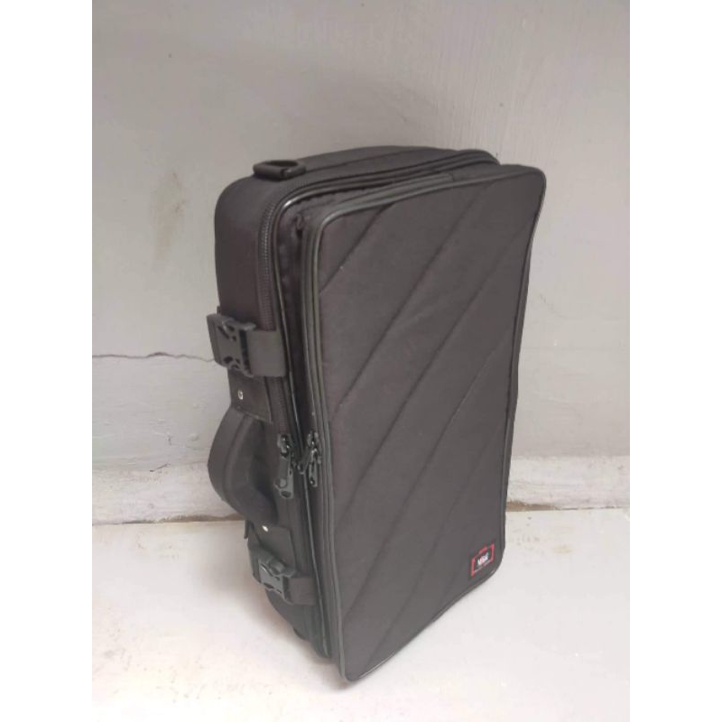 Pedalboard L 22.5" x W 13" x D 6" backpack type DM Pedalboard size with ...