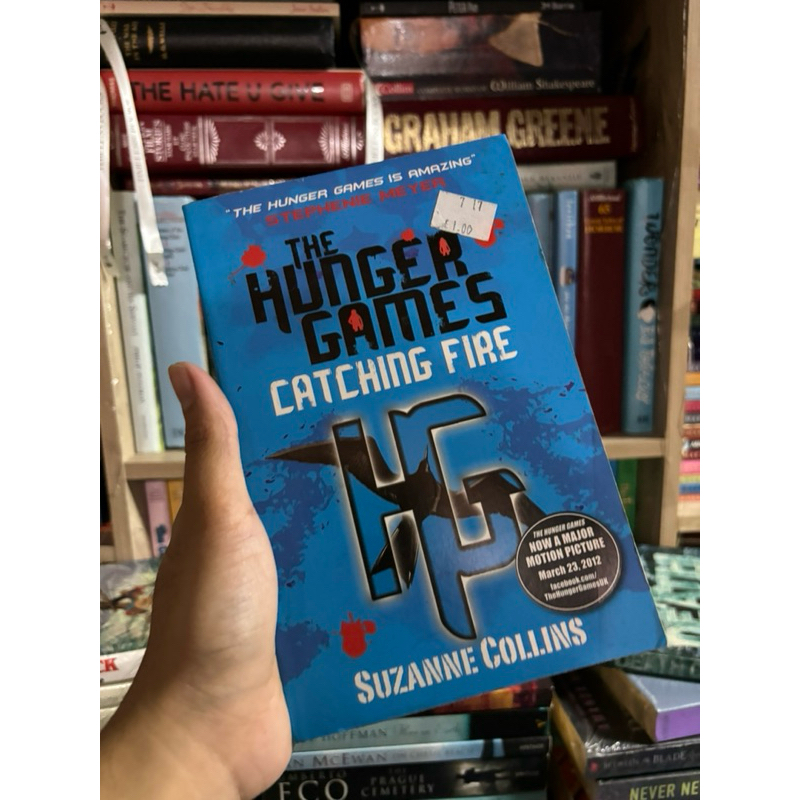 Catching Fire Suzanne Collins (Hunger Games) | Shopee Philippines