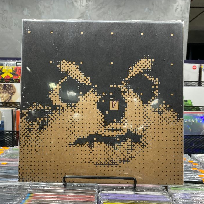 V Layover Vinyl (Silver, 1LP) | Shopee Philippines