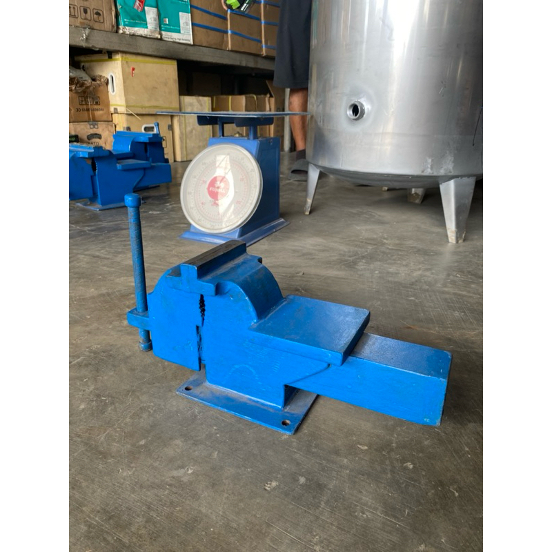 GATO BENCH VISE SIZE 4 PURE METAL/BAKAL | Shopee Philippines